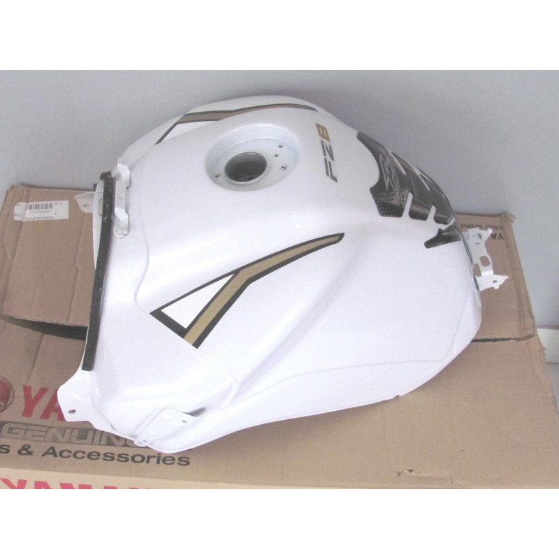 NEW YAMAHA FZ8 TANK